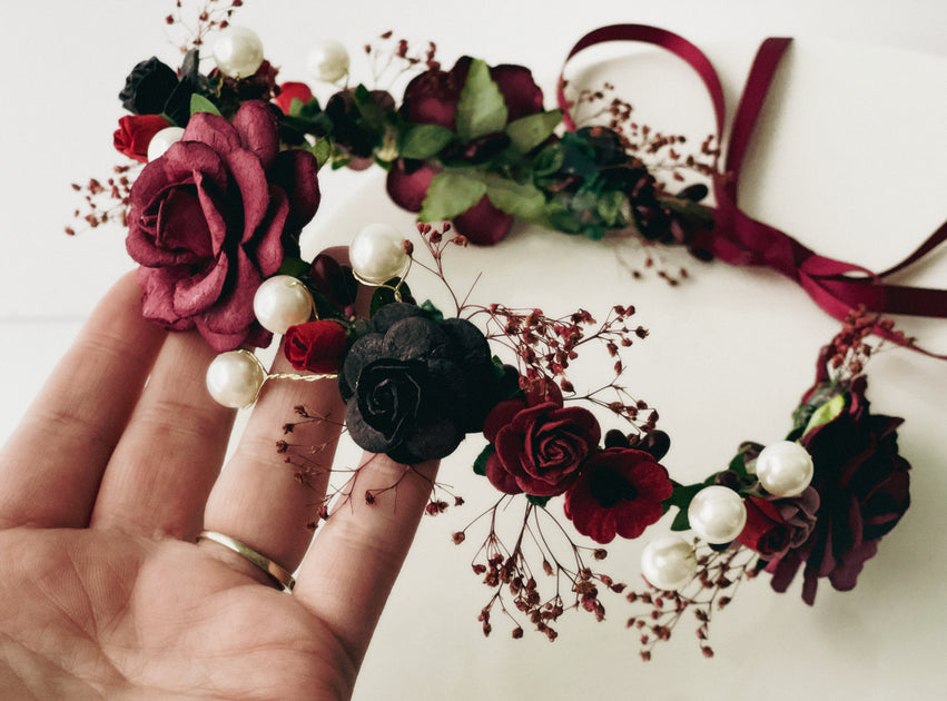 The Lilith Crown – The Pearled Rose